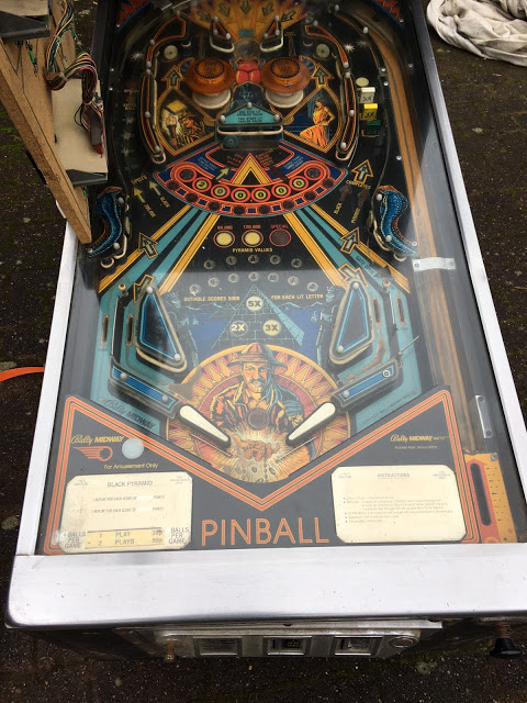 Sold - Black Pyramid | Pinball info